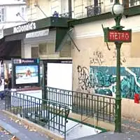 Métro Pyrénées Paris 20e (adresse, avis, coordonnées) Train 75020
